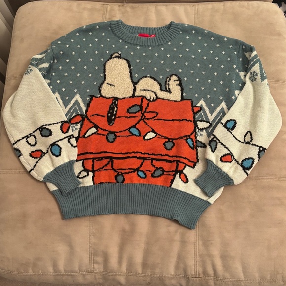 Peanuts | Sweaters | Peanuts Snoopy Crewneck Sweater Size S | Poshmark